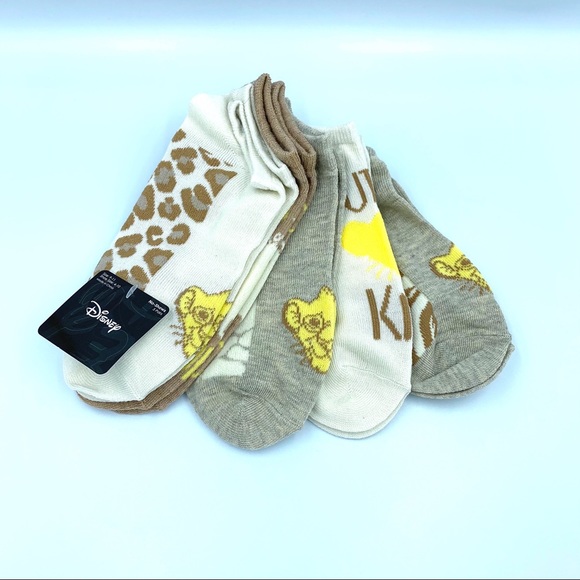 Disney | Accessories | Disney The Lion King Simba Pumbaa Noshows Socks ...